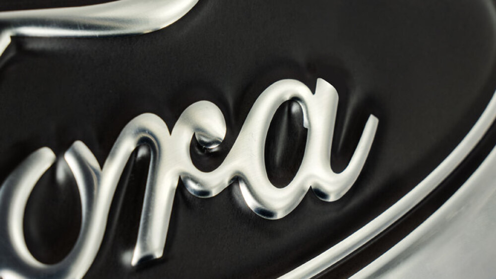 Marquage laser sur métal - Marquage laser de l'acier et de l'aluminium